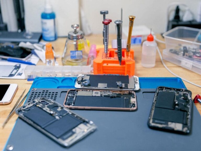 Expert Cell Phone Repair St. Louis | C&C Repair